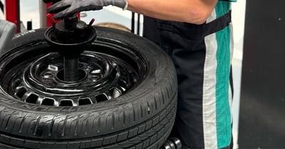 Grupo Mavesa | Neumáticos MOMO: Tecnología Italiana y Rendimiento Superior